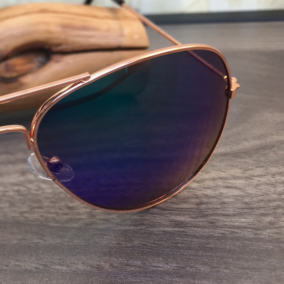 Accessories | New Unisex Rose Gold Wire Frame Aviator Sunglasses | Poshmark